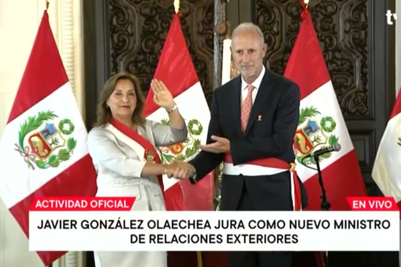 Javier González-Olaechea juró como ministro de Relaciones Exteriores