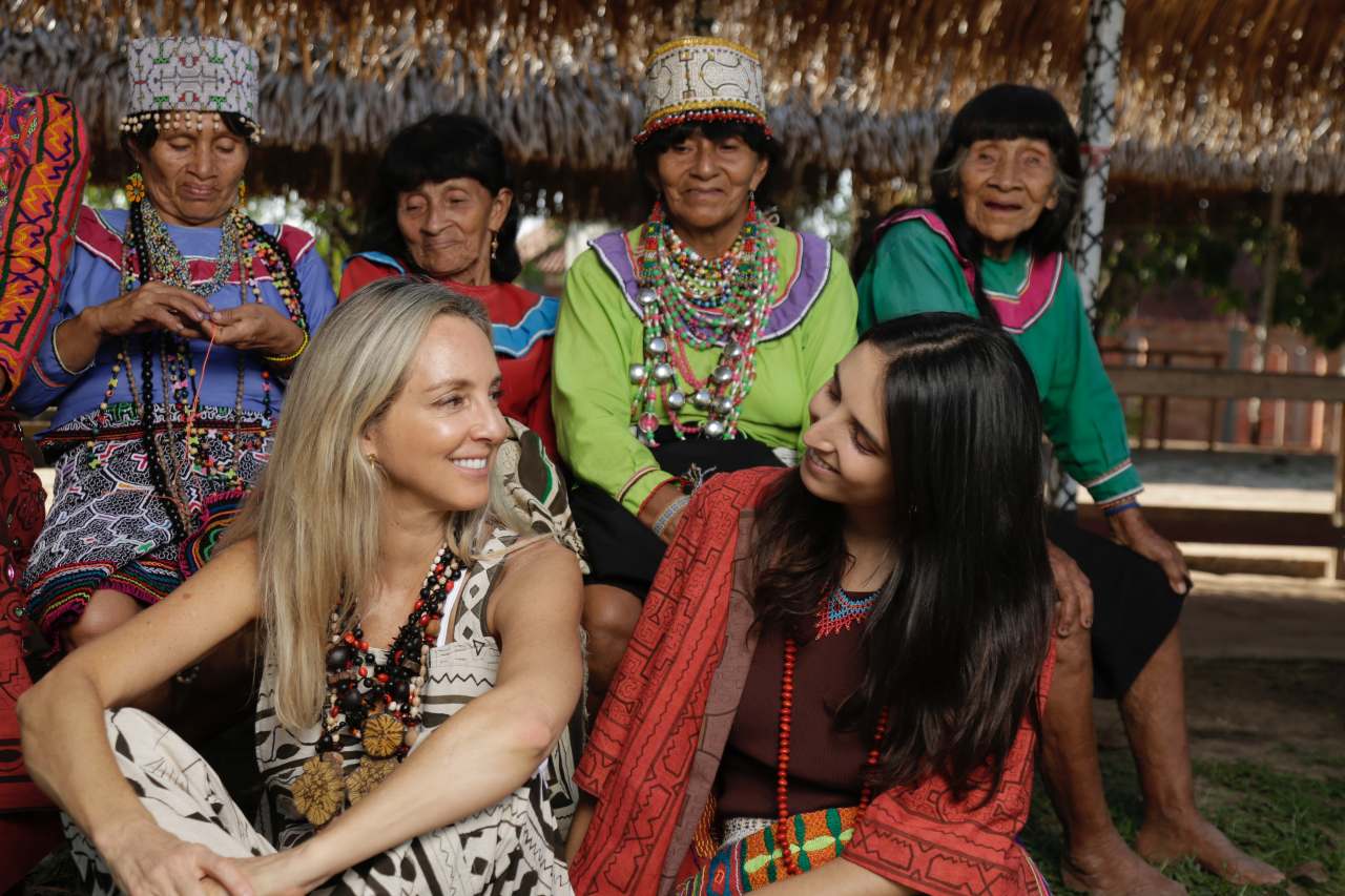 Conoce la firma de moda peruana con arte Kene