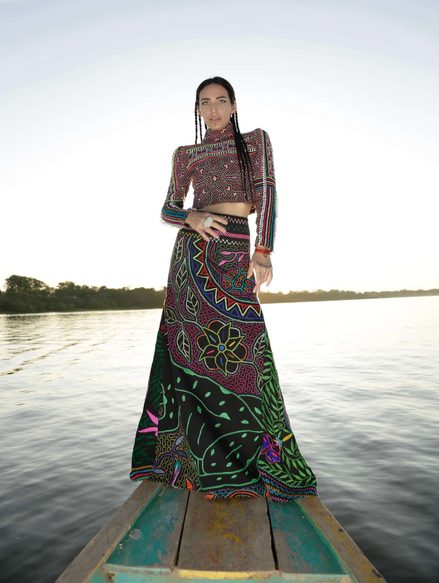 Conoce la firma de moda peruana con arte Kene