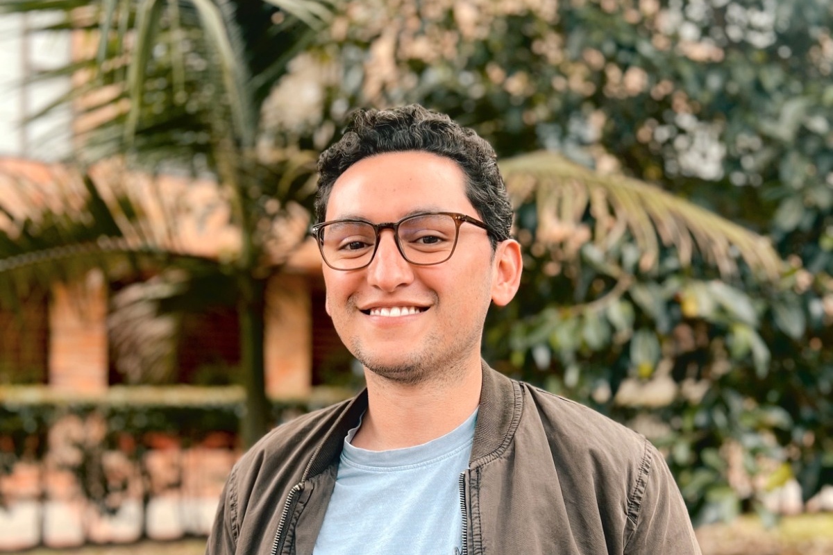 Necesitaba organizar un viaje de amigos por Colombia y ahora es CEO de una cadena de hostels en ...