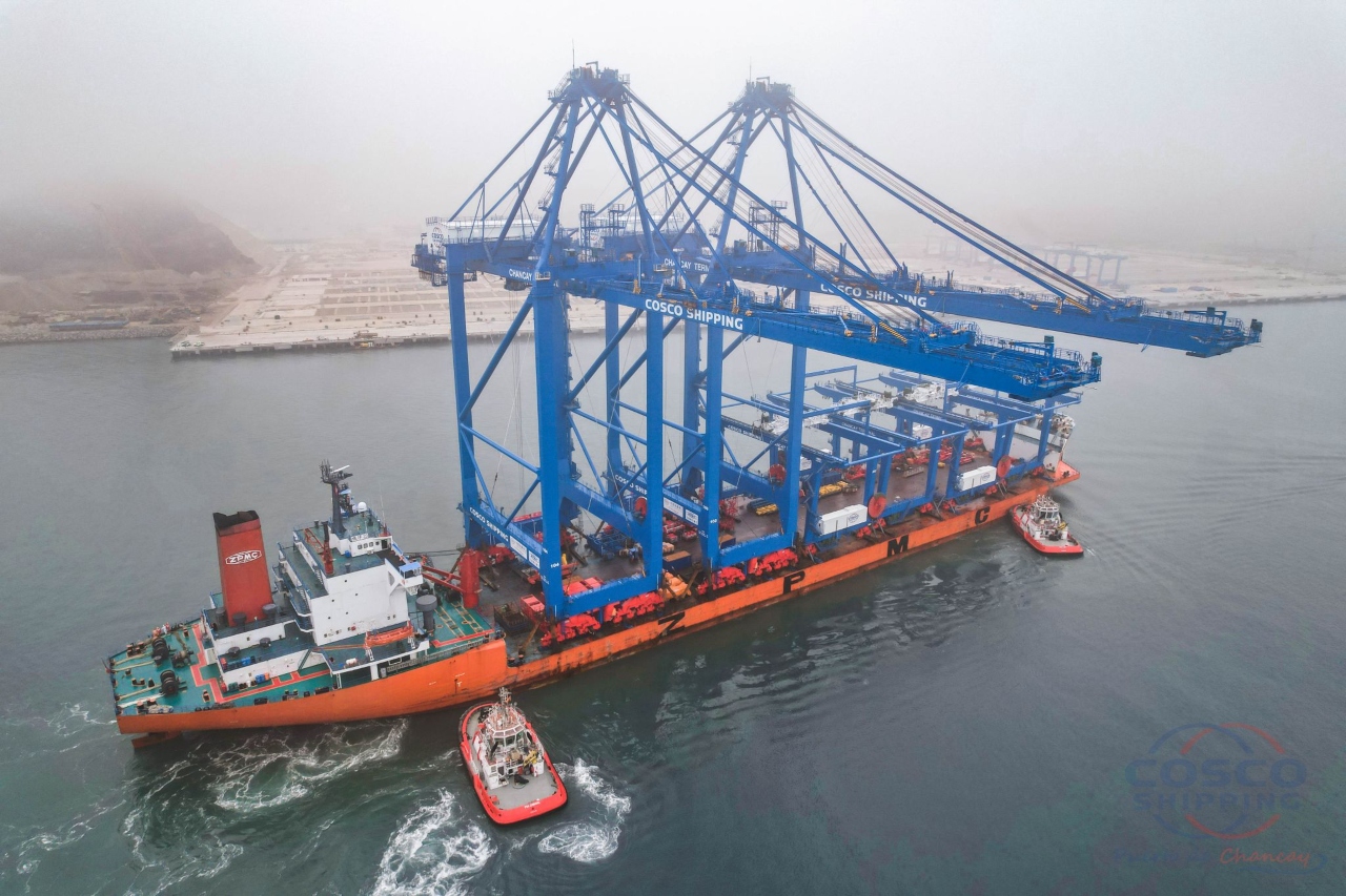 Puerto de Chancay: arribaron seis grúas para carga y descarga de ...