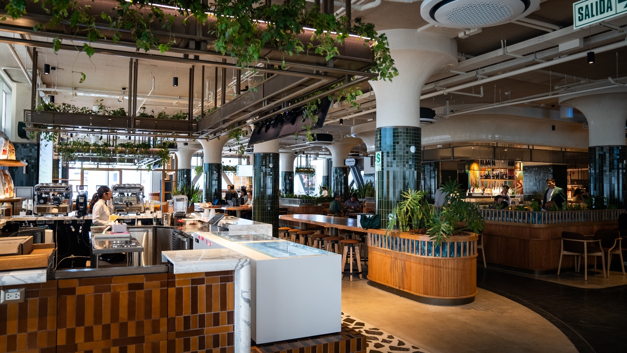 Así es el nuevo food hall que busca convertir al centro financiero de ...