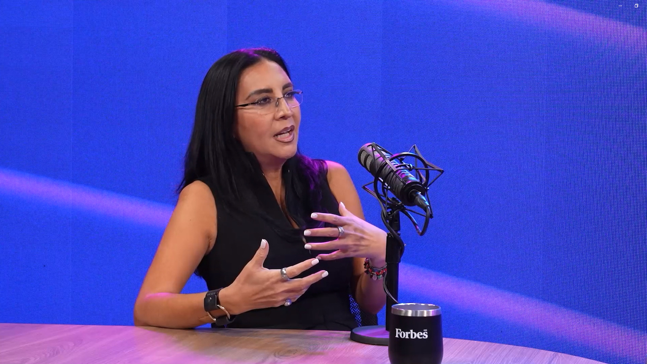 Forbes Voices Perú | Karla Wong de Amazon Web Services : "La tecnología es la manera más ...